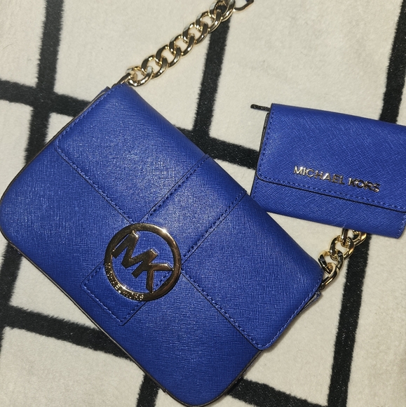 MICHAEL Michael Kors | Bags | Cobalt Blue Michael Kors Crossbody Purse ...